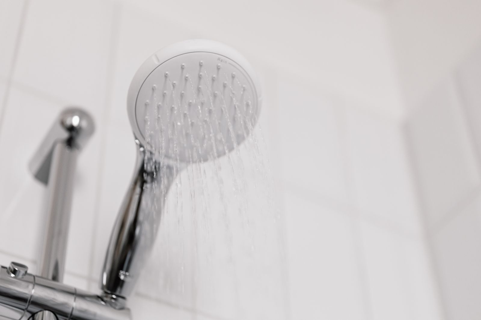 How to Increase Water Pressure in Your House (8 Fixes) – Crystal Quest ...